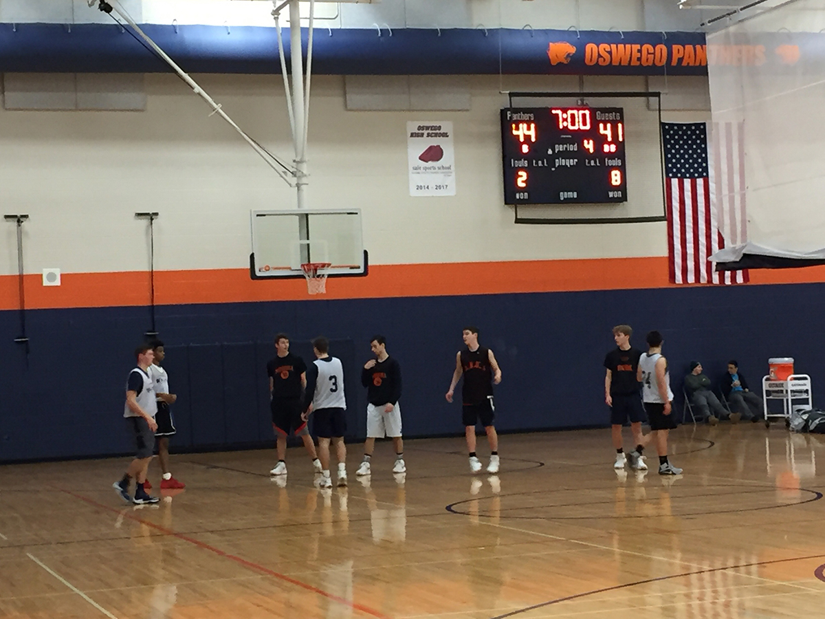 Oswego East sophomore team takes home win against Minooka